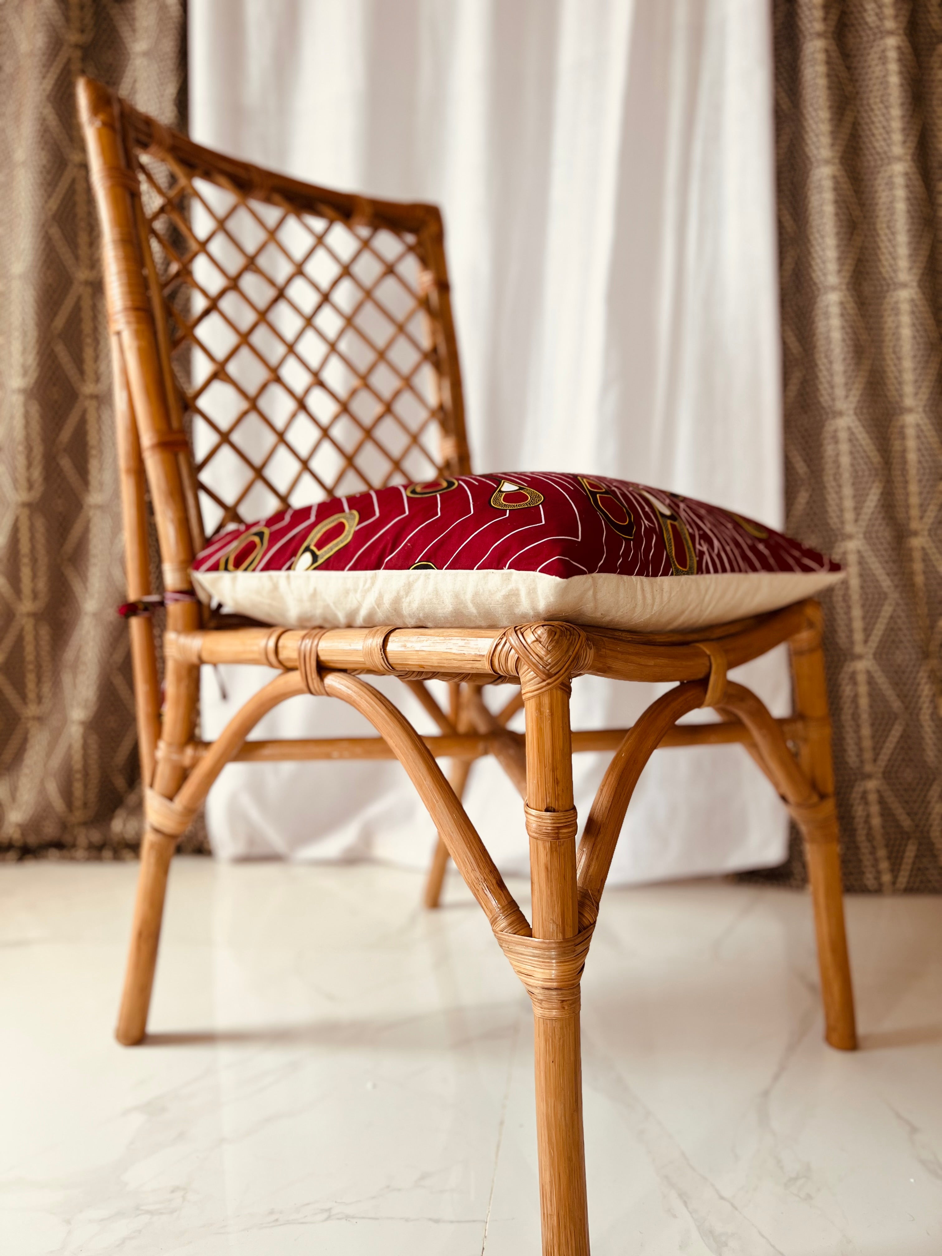 Chairs – Enyo Living